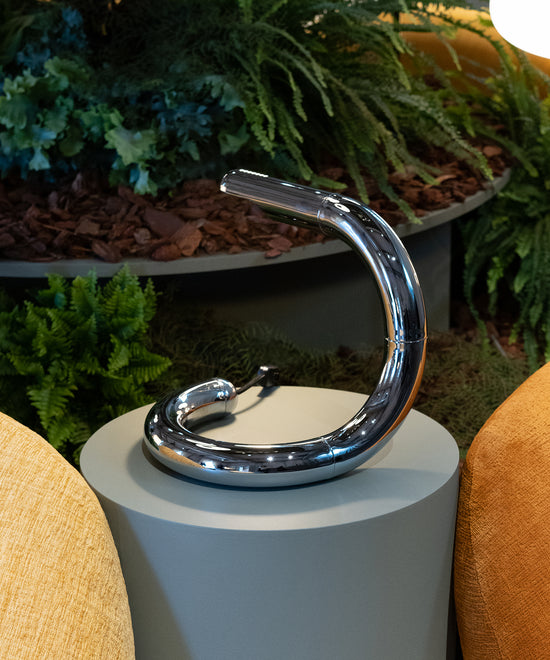 Aspide Table Lamp by Gubi | TRNK