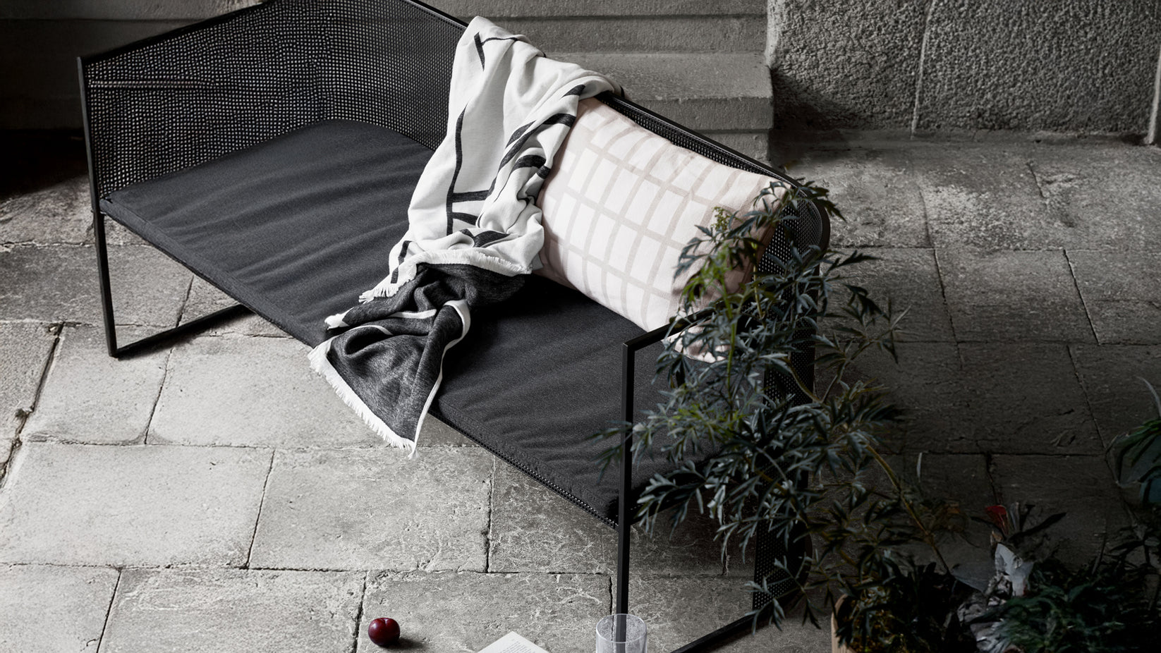 Bauhaus Lounge Stainless Steel Bench by Kristina Dam Studio – TRNK