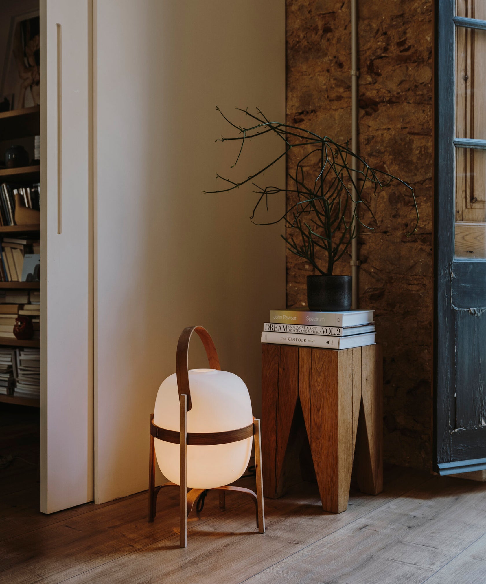 Cesta Table Lamp | Santa & Cole | Contemporary Design | TRNK