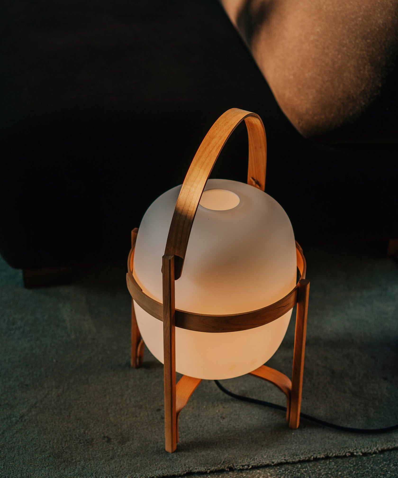 Cesta Table Lamp | Santa & Cole | Contemporary Design | TRNK