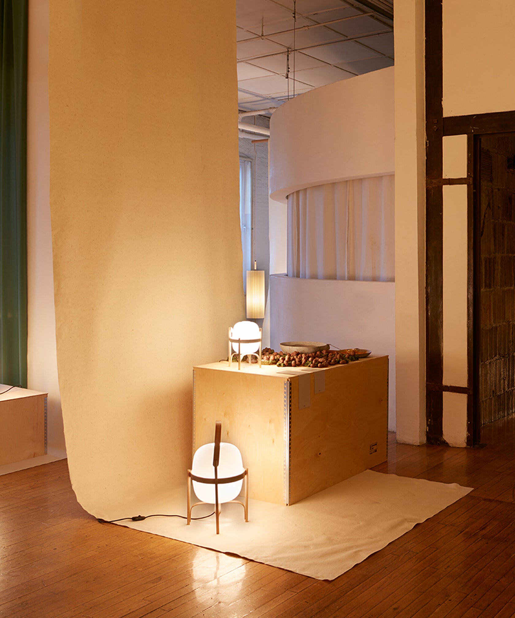 Cesta Table Lamp | Santa & Cole | Contemporary Design | TRNK