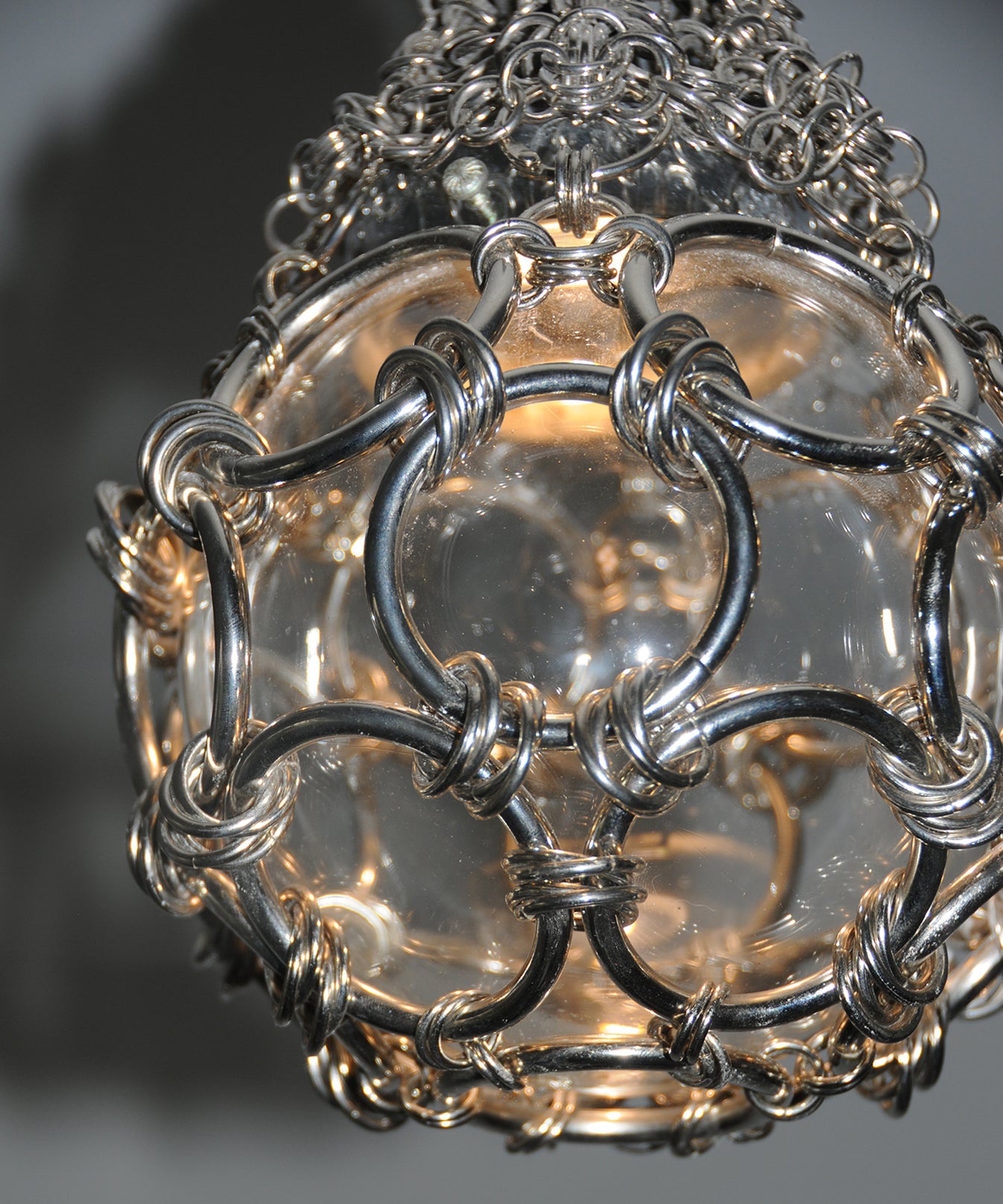 Chainmail Droplet Single Pendant Chandelier by Panorammma – TRNK