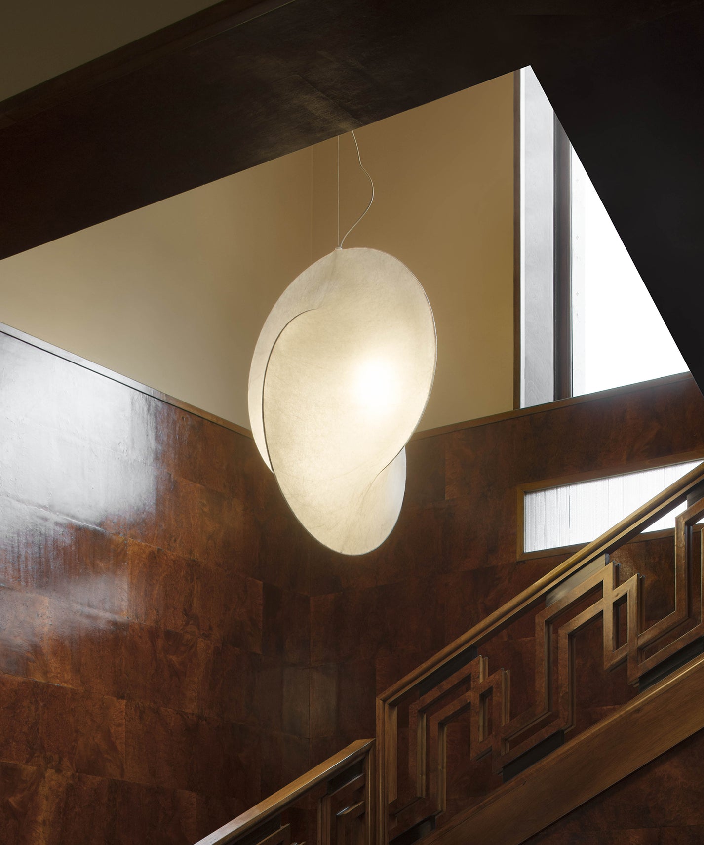 Overlap Pendant Lamp by Flos | Luxury Lighting | TRNK