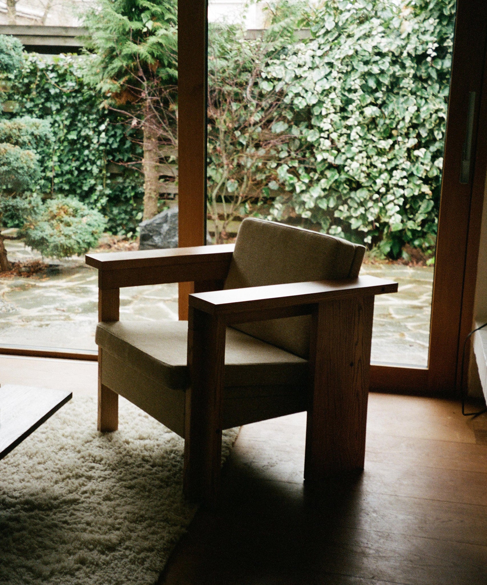 Symmetry Chair by Frama | Scandinavian Design | TRNK