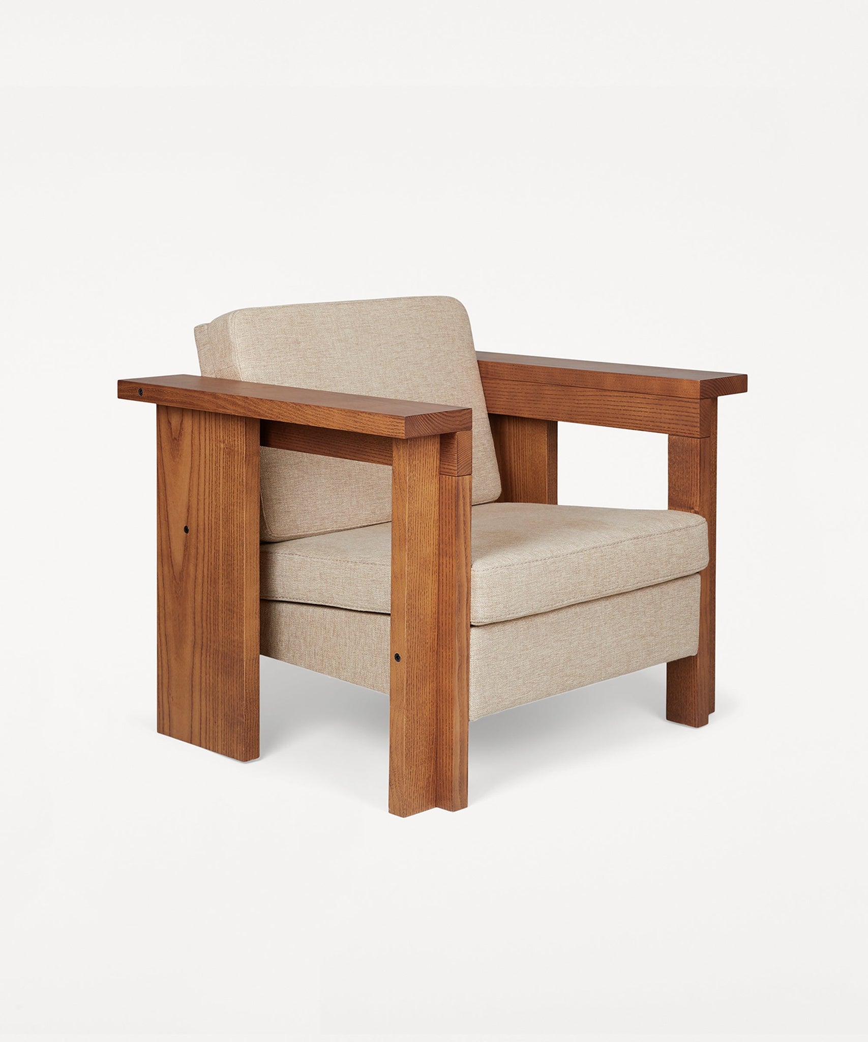 Symmetry Chair by Frama | Scandinavian Design | TRNK