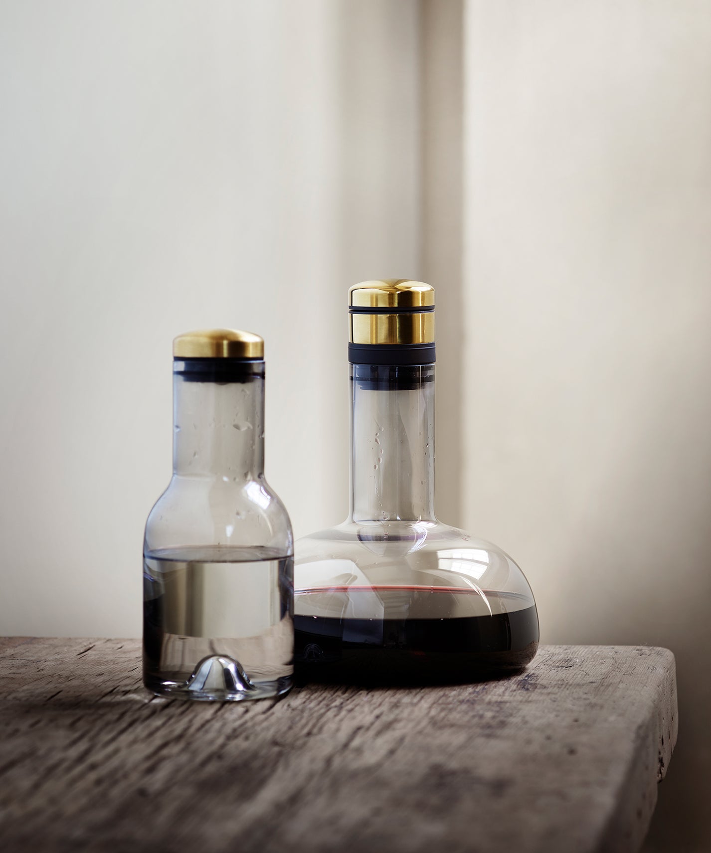 Wine Breather Carafe with a Polished Brass Lid – TRNK