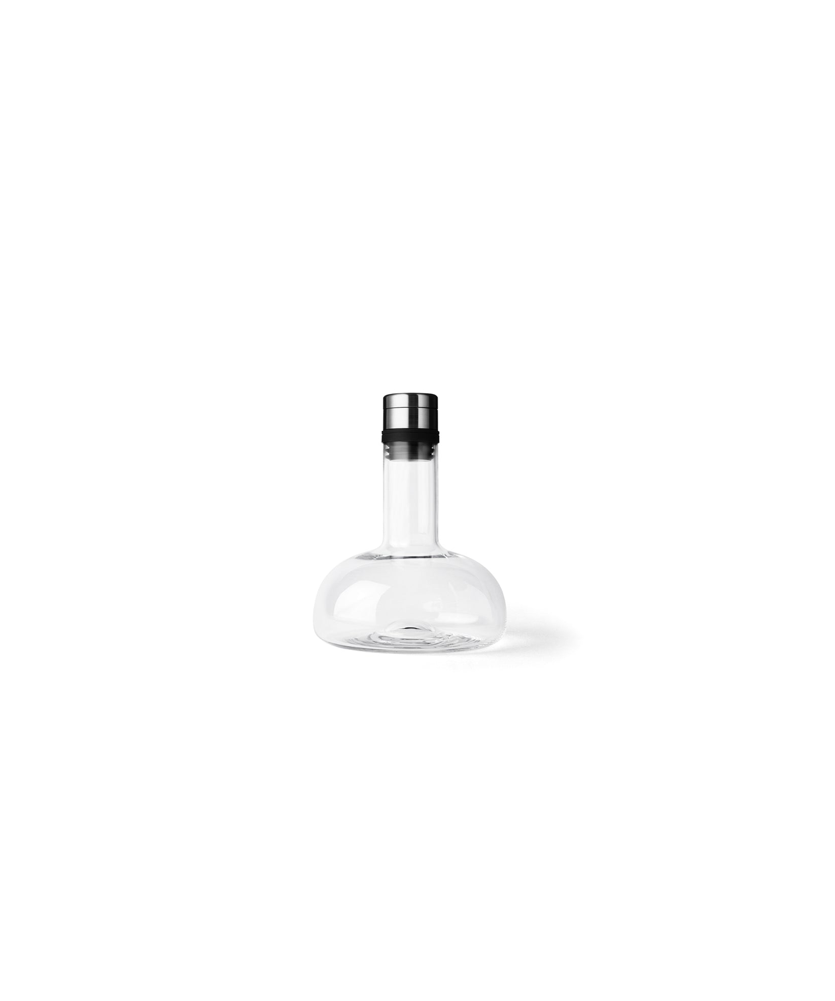 Wine Breather Carafe with a Polished Brass Lid – TRNK