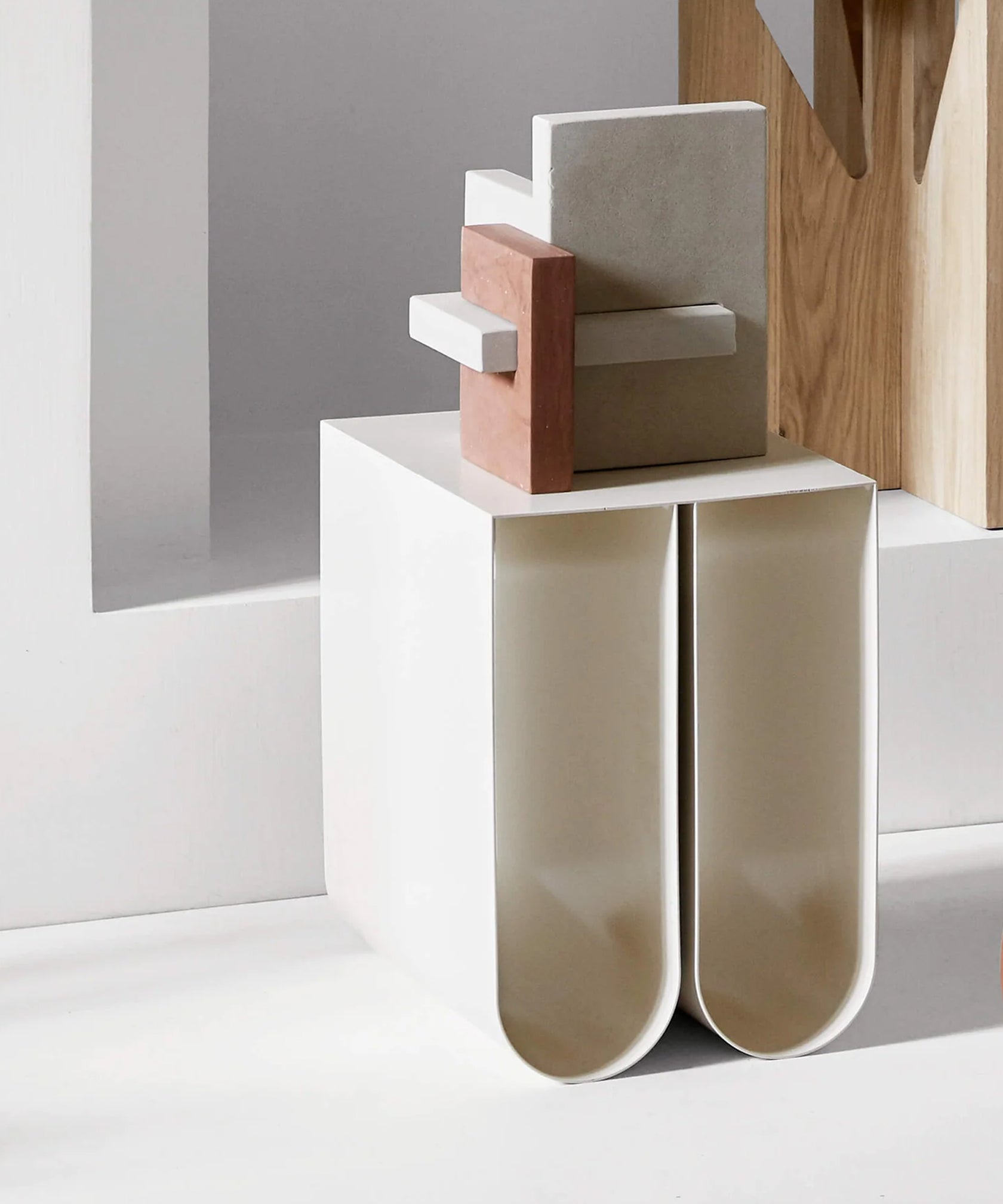 Handcrafted Curved Side Table by Kristina Dam Studio – TRNK