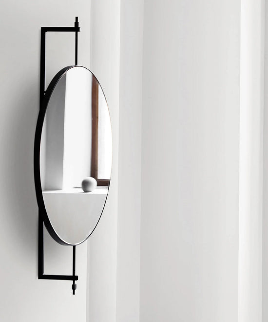Full-Size Rotating Mirror ft. Scandinavian Design – TRNK