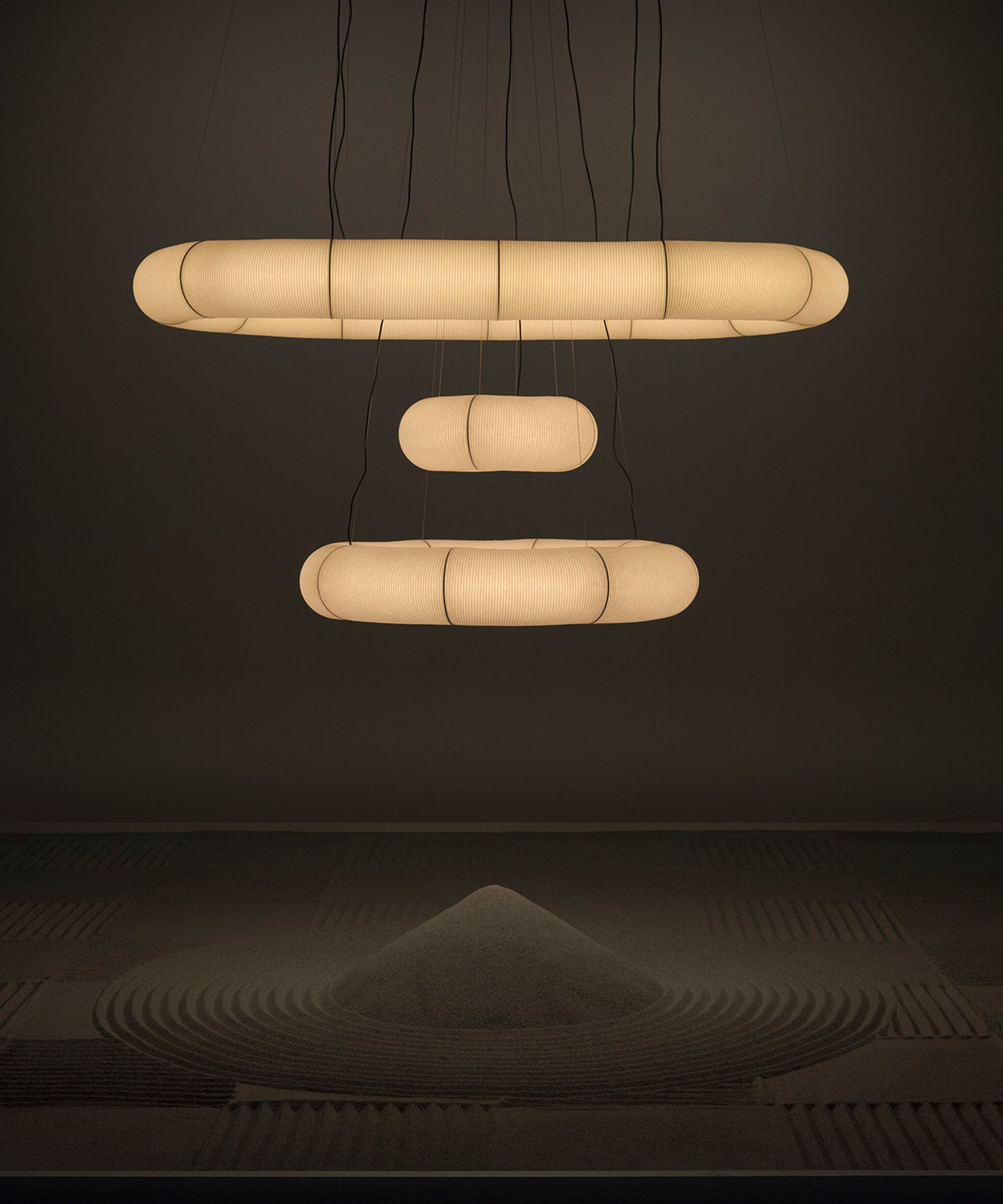 Tekio Oval Pendant Lamp | Santa & Cole | Contemporary Design | TRNK